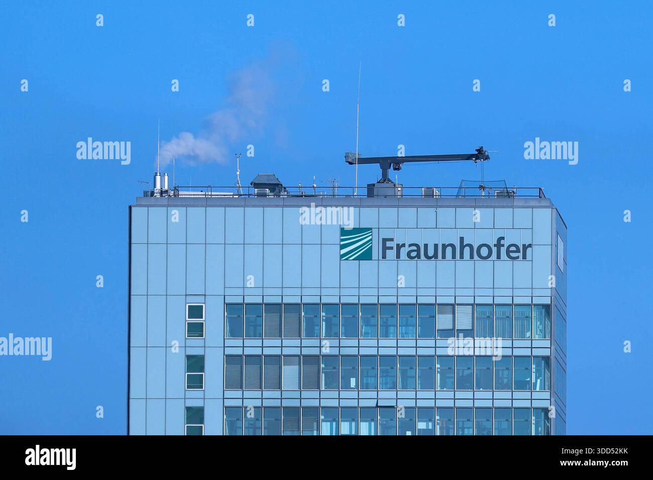 Schriftzug / Logo der Fraunhofer-Gesellschaft am 27.12.2025 in München ...
