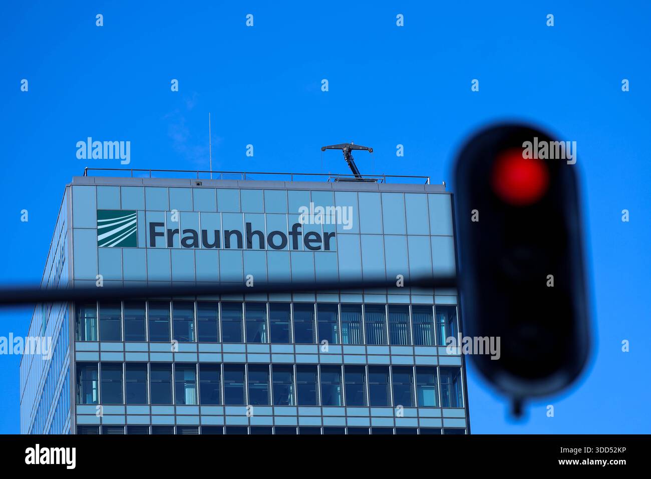 Schriftzug / Logo der Fraunhofer-Gesellschaft am 27.12.2025 in München ...