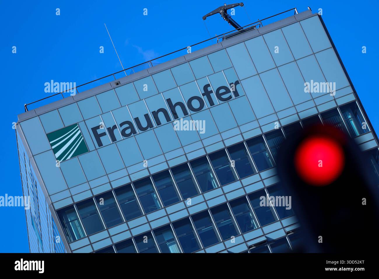 Schriftzug / Logo der Fraunhofer-Gesellschaft am 27.12.2025 in München ...