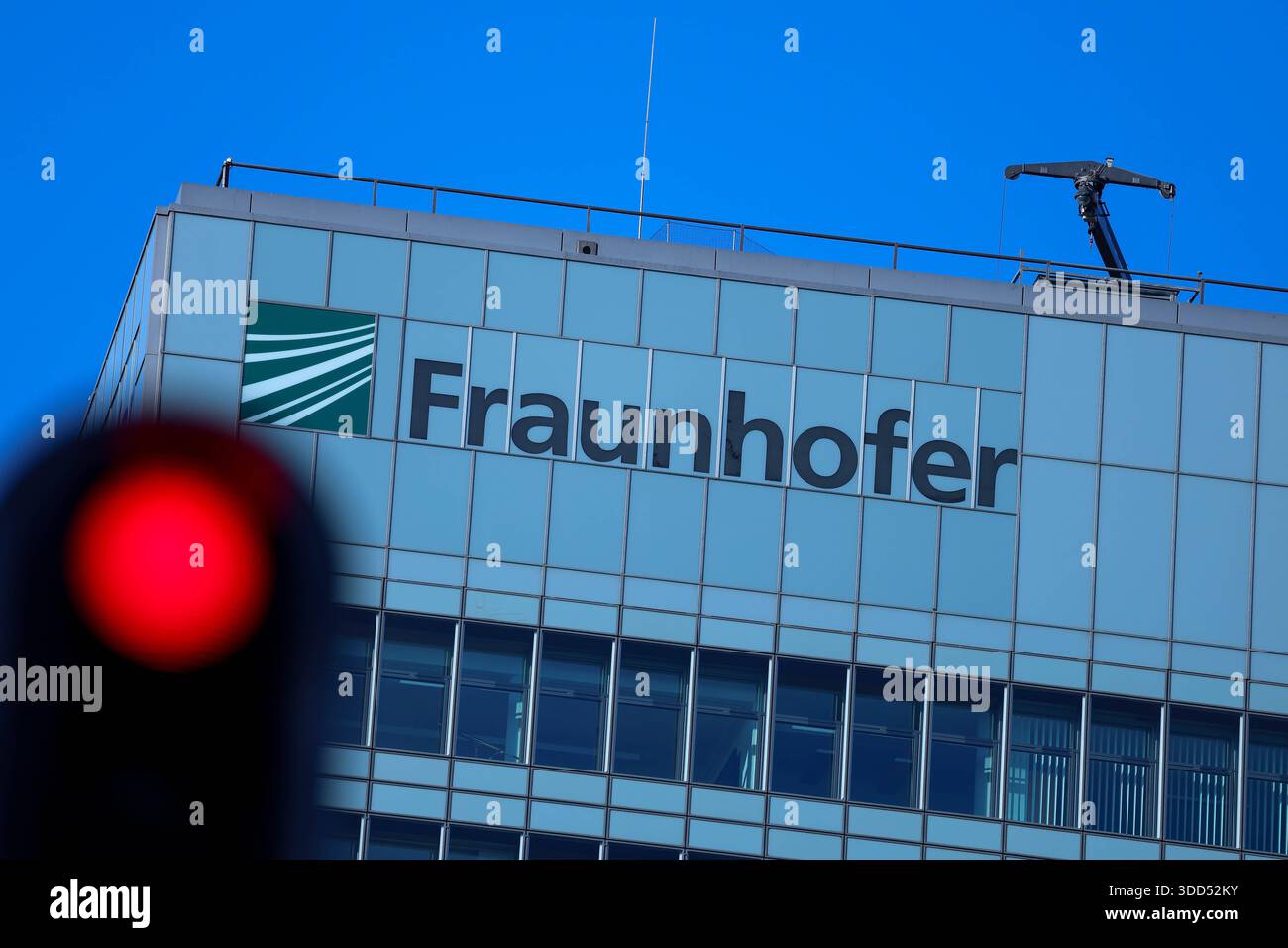 Schriftzug / Logo der Fraunhofer-Gesellschaft am 27.12.2025 in München ...