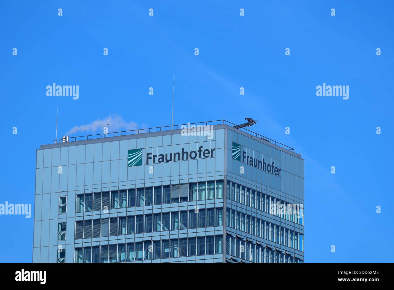 Schriftzug / Logo der Fraunhofer-Gesellschaft am 27.12.2025 in München ...