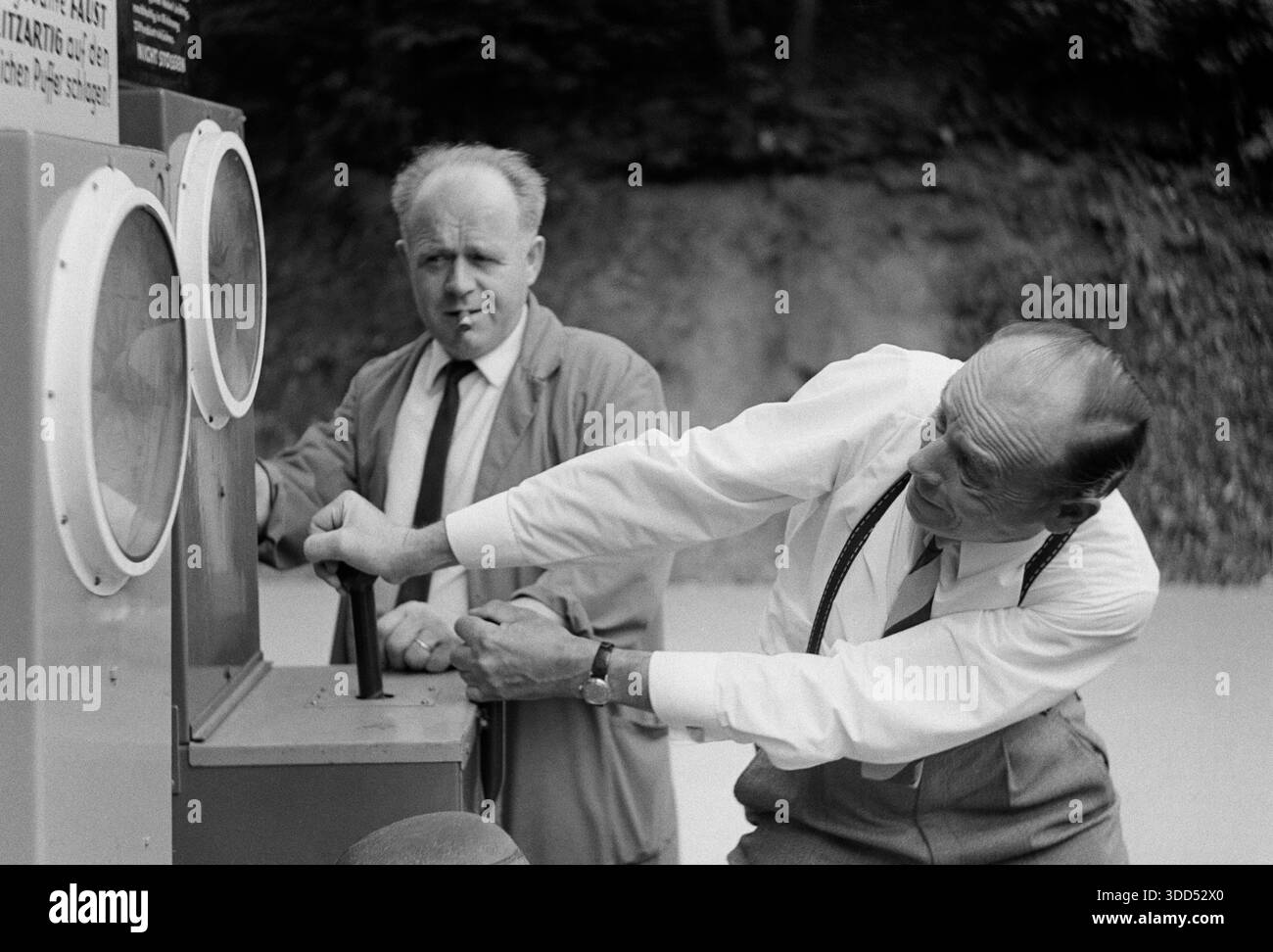 Korperertuchtigung Black and White Stock Photos & Images - Alamy