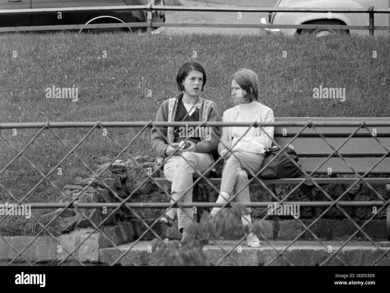 City sit Black and White Stock Photos & Images - Alamy