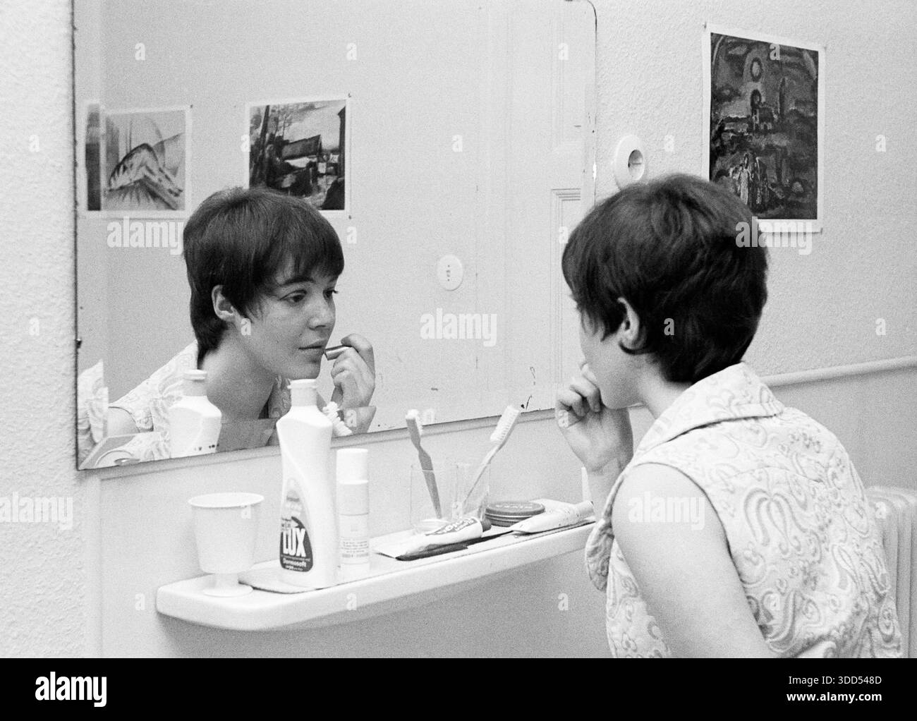 Medium shot front view Black and White Stock Photos & Images - Alamy