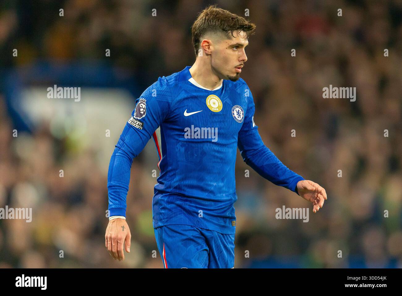 Pedro Neto of Chelsea during the Premier League match between Chelsea ...
