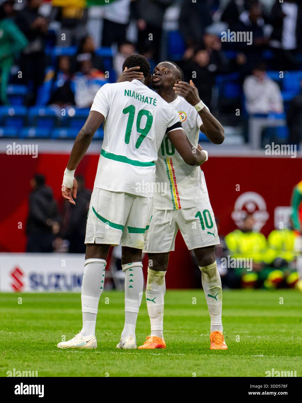 Sadio Mané of Senegal celebrates scoring a goal with Moussa Niakhaté of ...