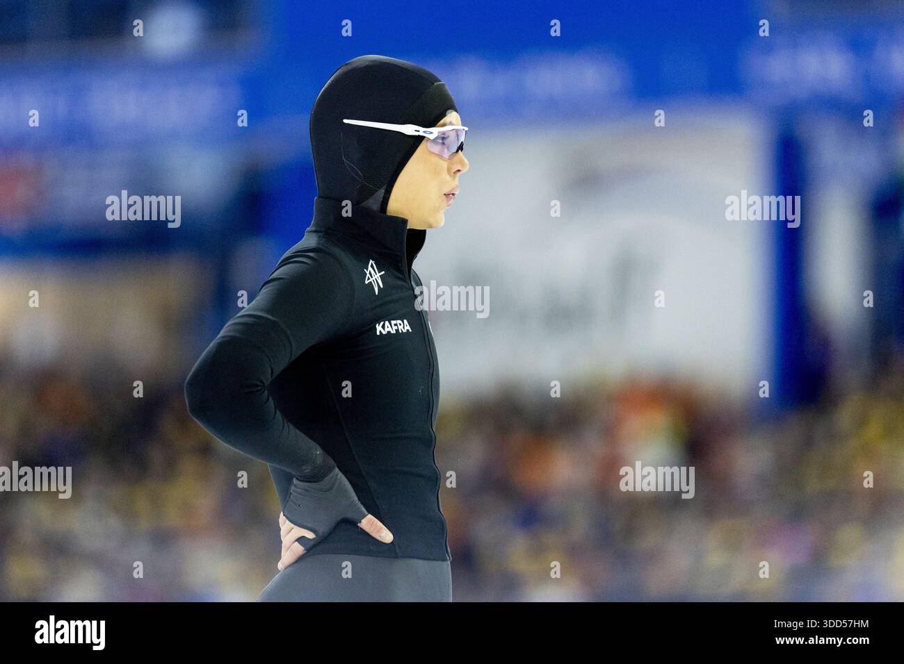 HEERENVEEN - Jutta Leerdam before the first 500m race during the third ...
