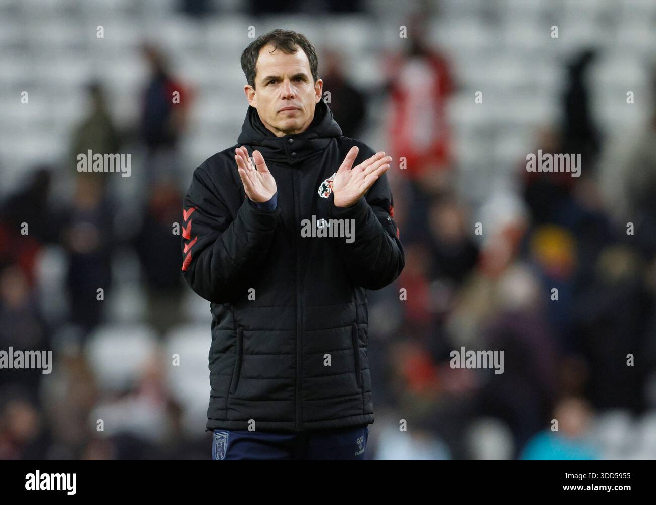 Sunderland manager Regis Le Bris applauds the fans following the ...