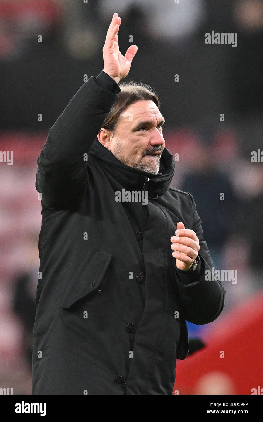 Leeds United manager Daniel Farke during the Premier League match ...