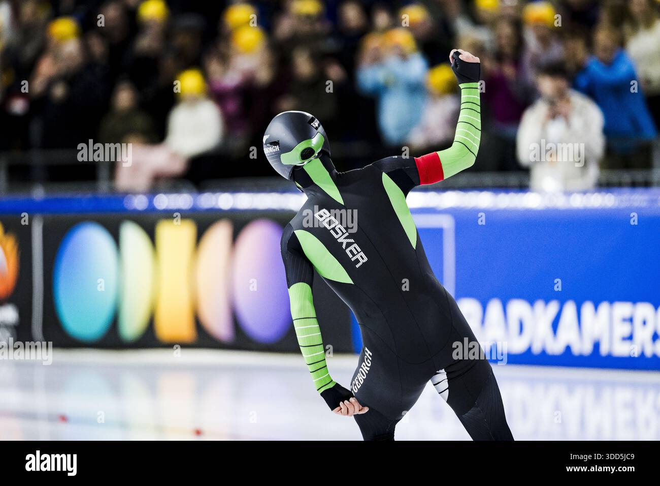 HEERENVEEN - Marcel Bosker in action during the men's 10,000m on the ...