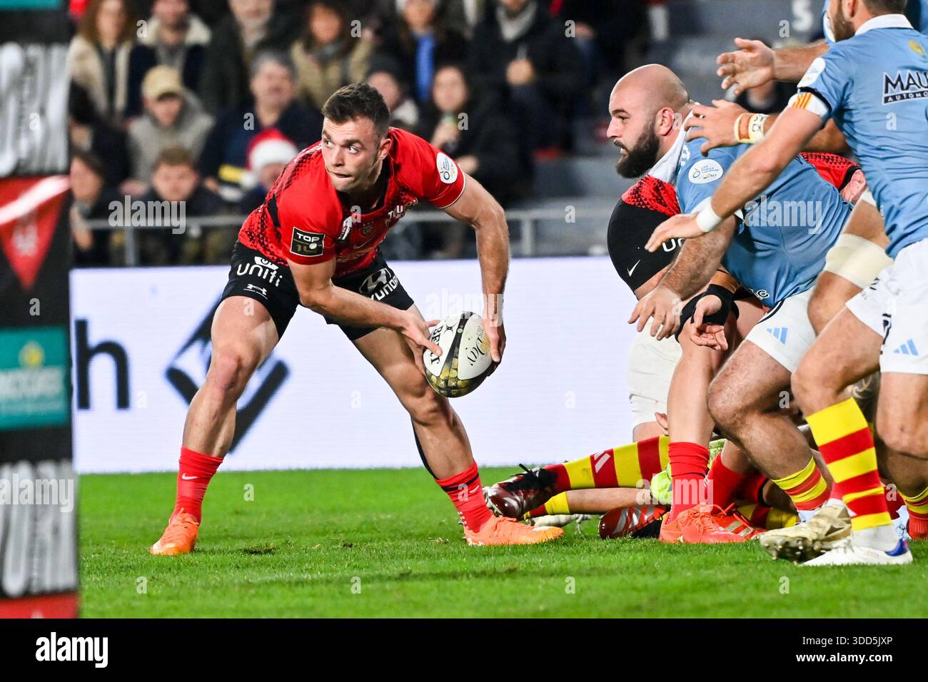 Benjamin WHITE of Toulon during the Top 14 match between Toulon and ...