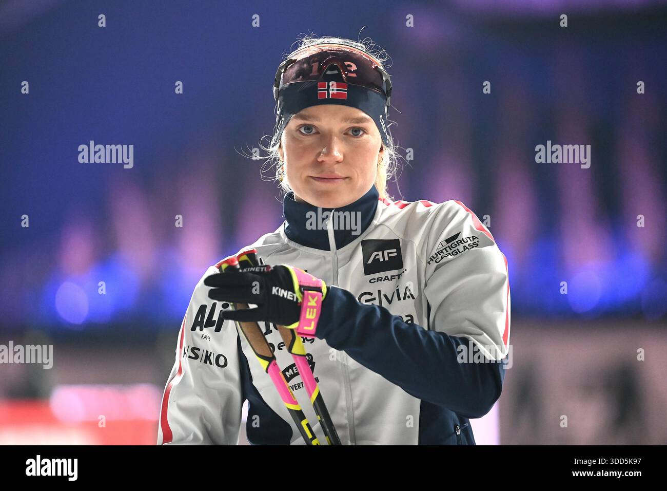Juni Arnekleiv (Norwegen), bett1.de Biathlon World Team Challenge am 28 ...