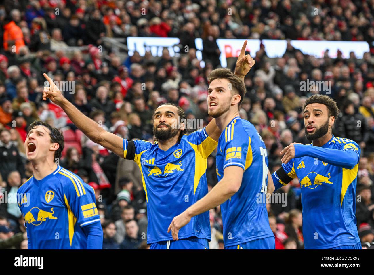 Calvert lewin leeds goal hi-res stock photography and images - Alamy