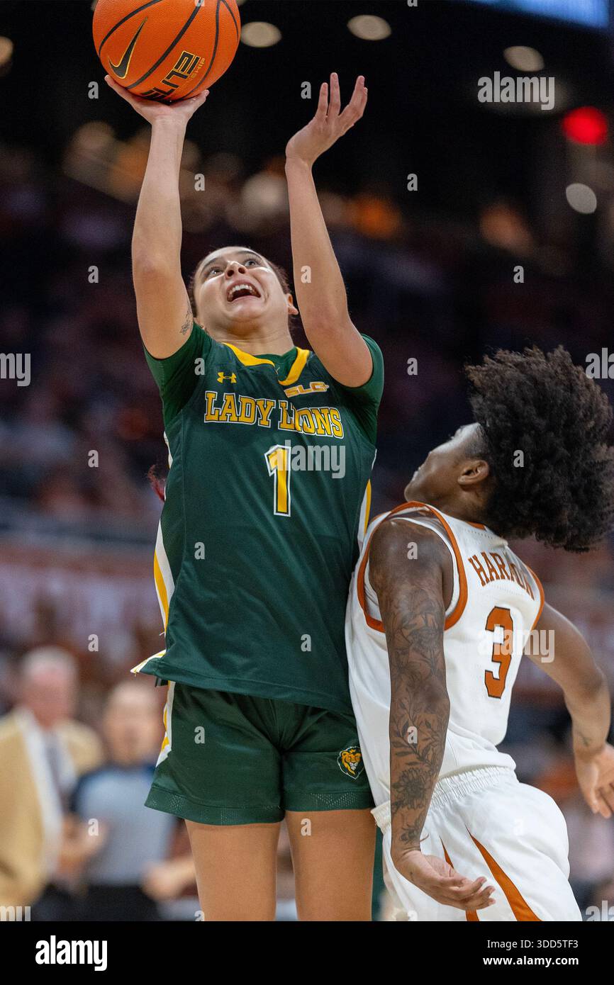 Southeastern Louisiana guard Natalie Huff (1) goes to the basket over ...