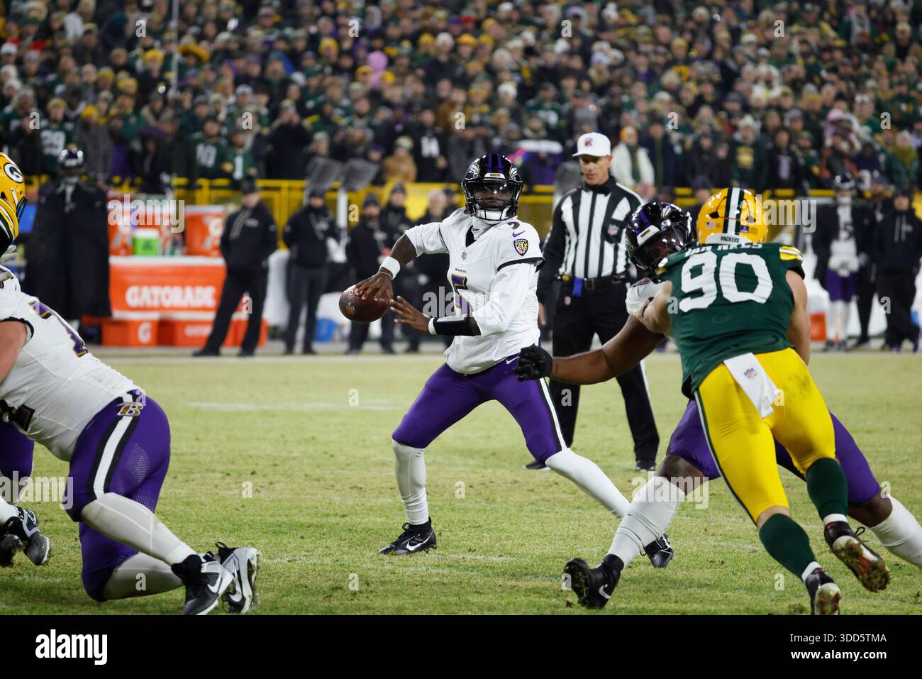 Baltimore Ravens quarterback Tyler Huntley (5) an NFL football game ...