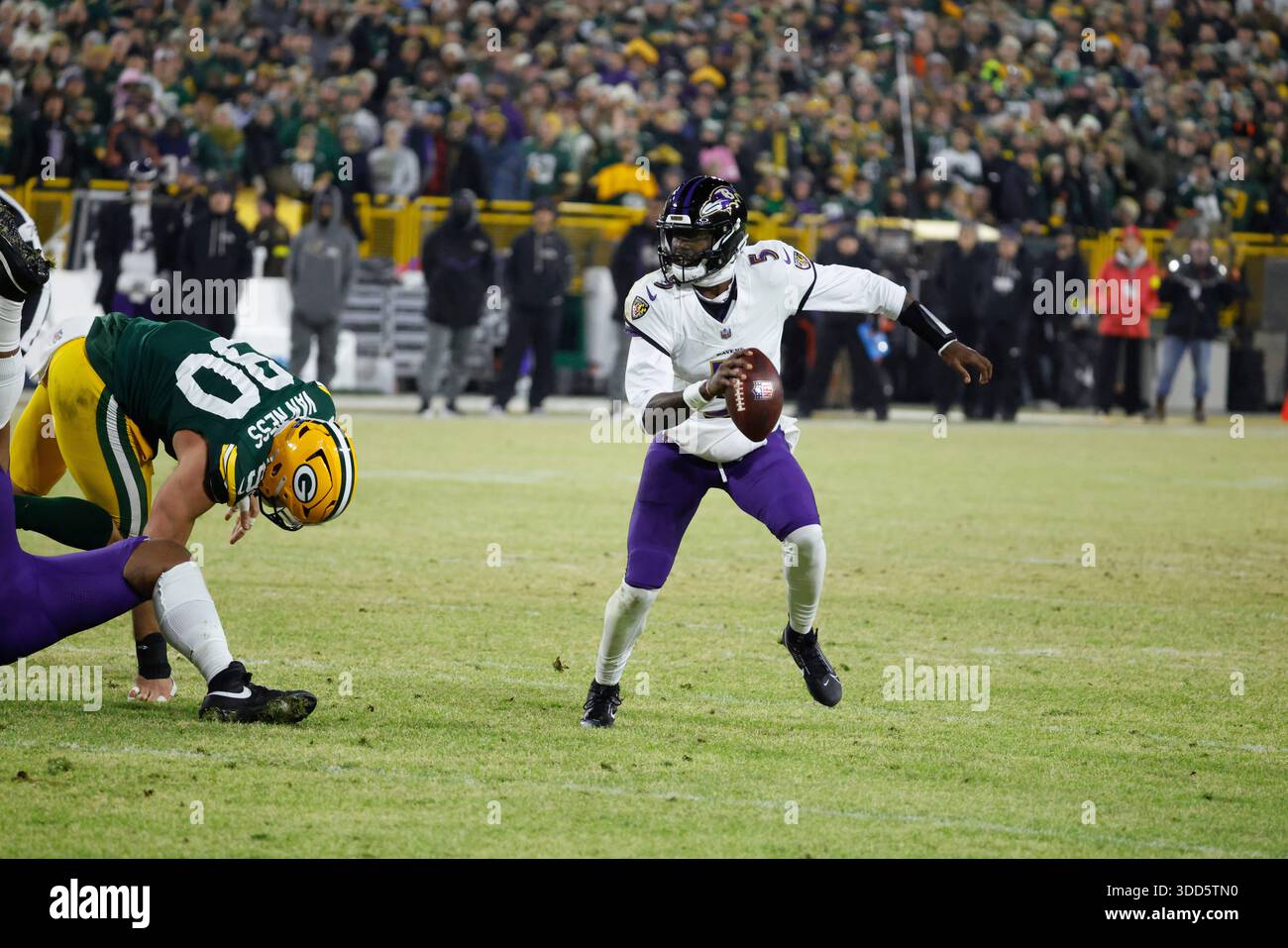 Baltimore Ravens quarterback Tyler Huntley (5) an NFL football game ...
