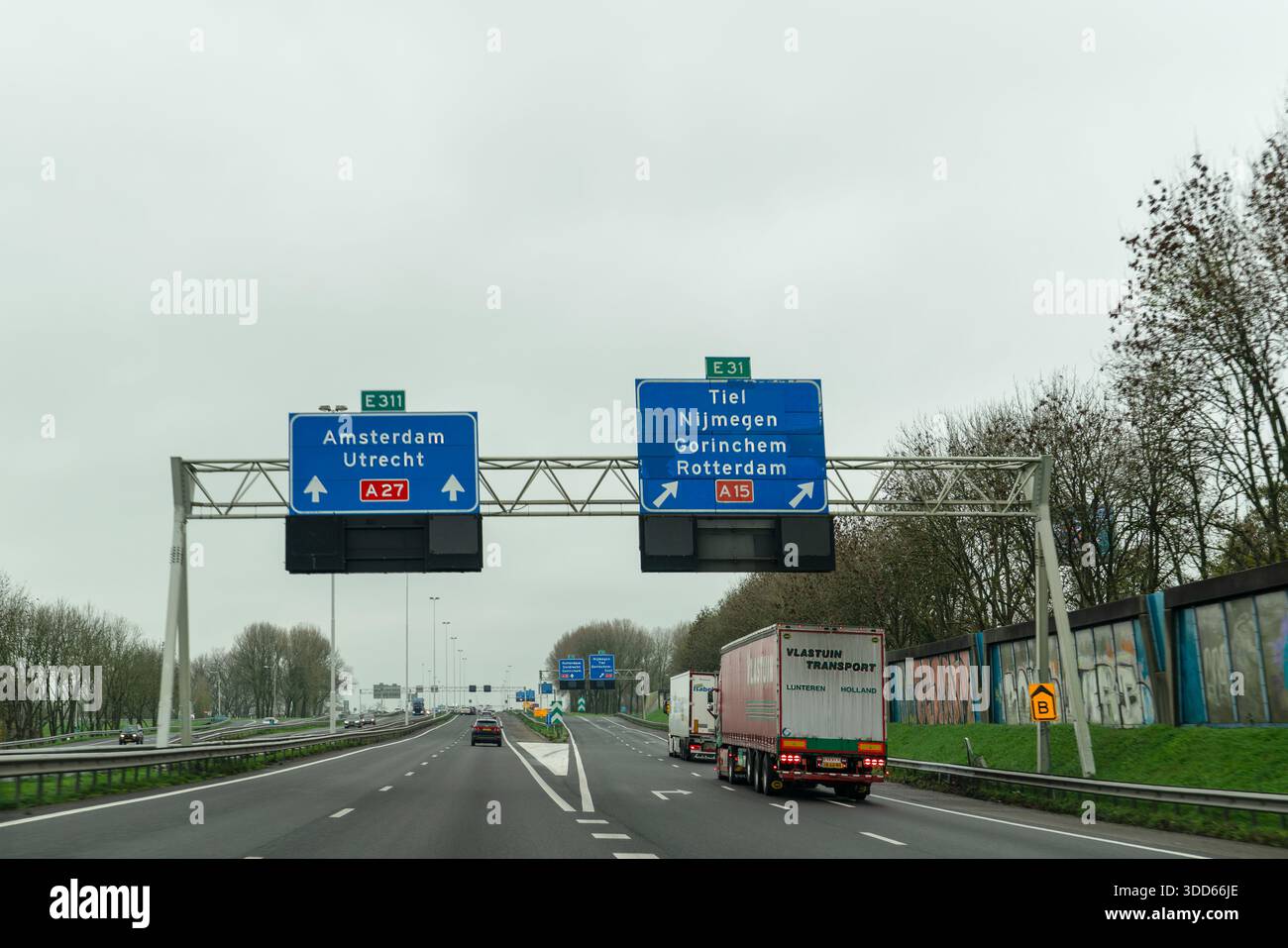 Asphalt tiel hi-res stock photography and images - Alamy