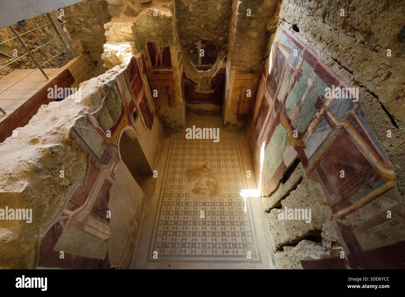 Ancient Roman room in the House of the Lararium of Achilles, Pompeii ...