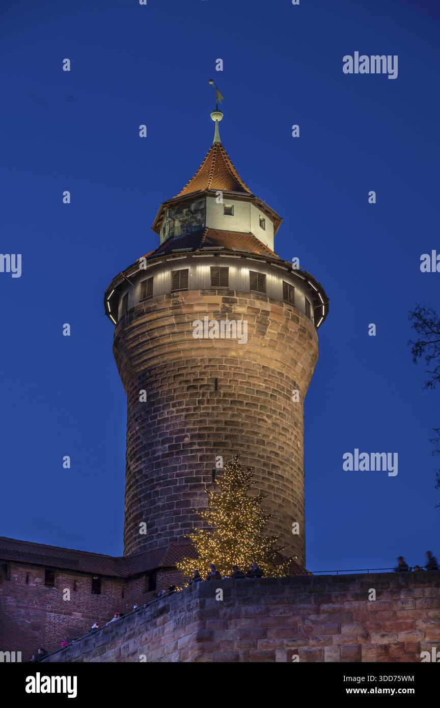 Historic Sinwell Tower, built in the 13th century, Kaiserburg ...