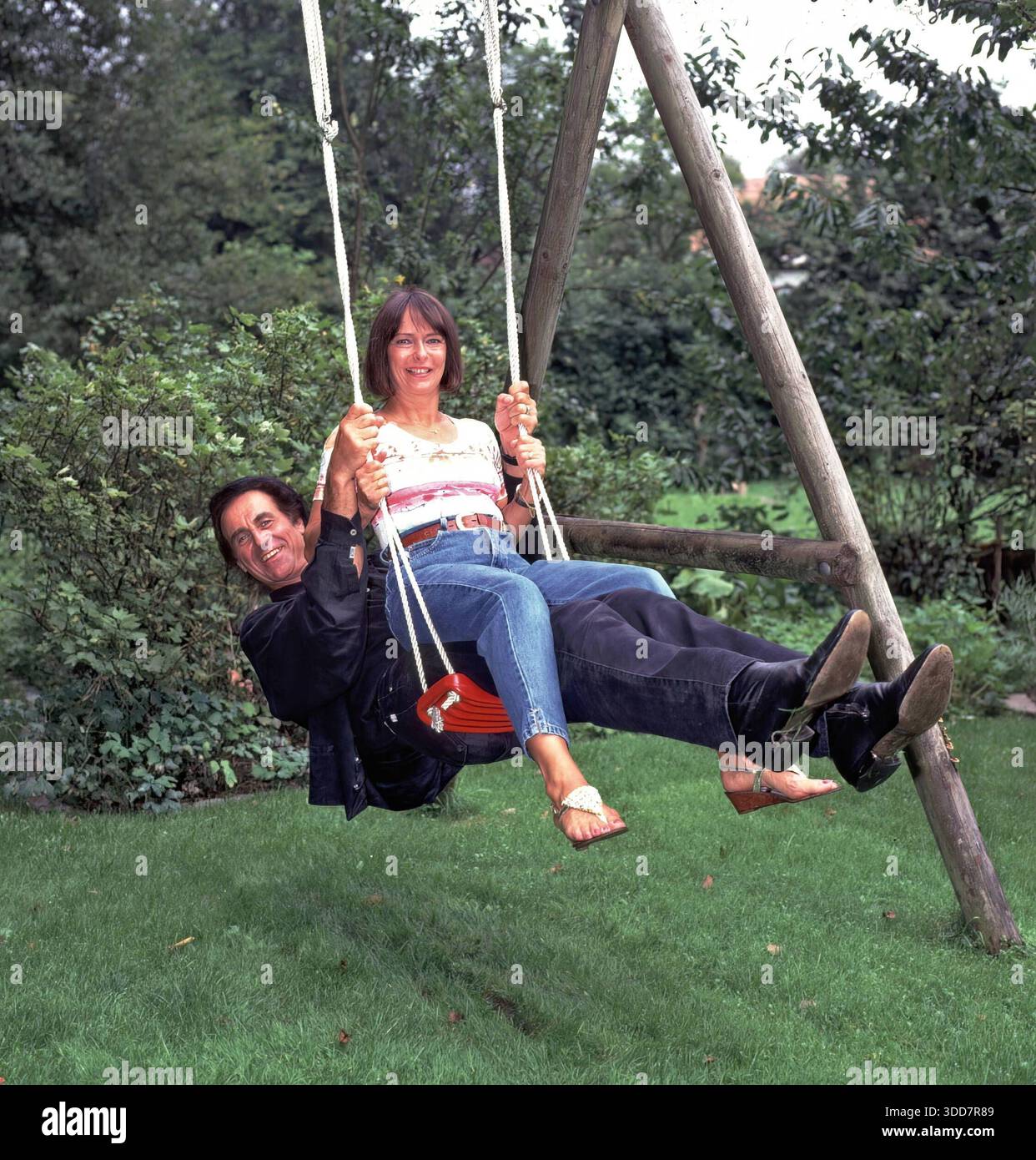 ARCHIV: Peter Rubin Sänger Peter Rubin mit seiner Ehefrau Regina , 1996 ...