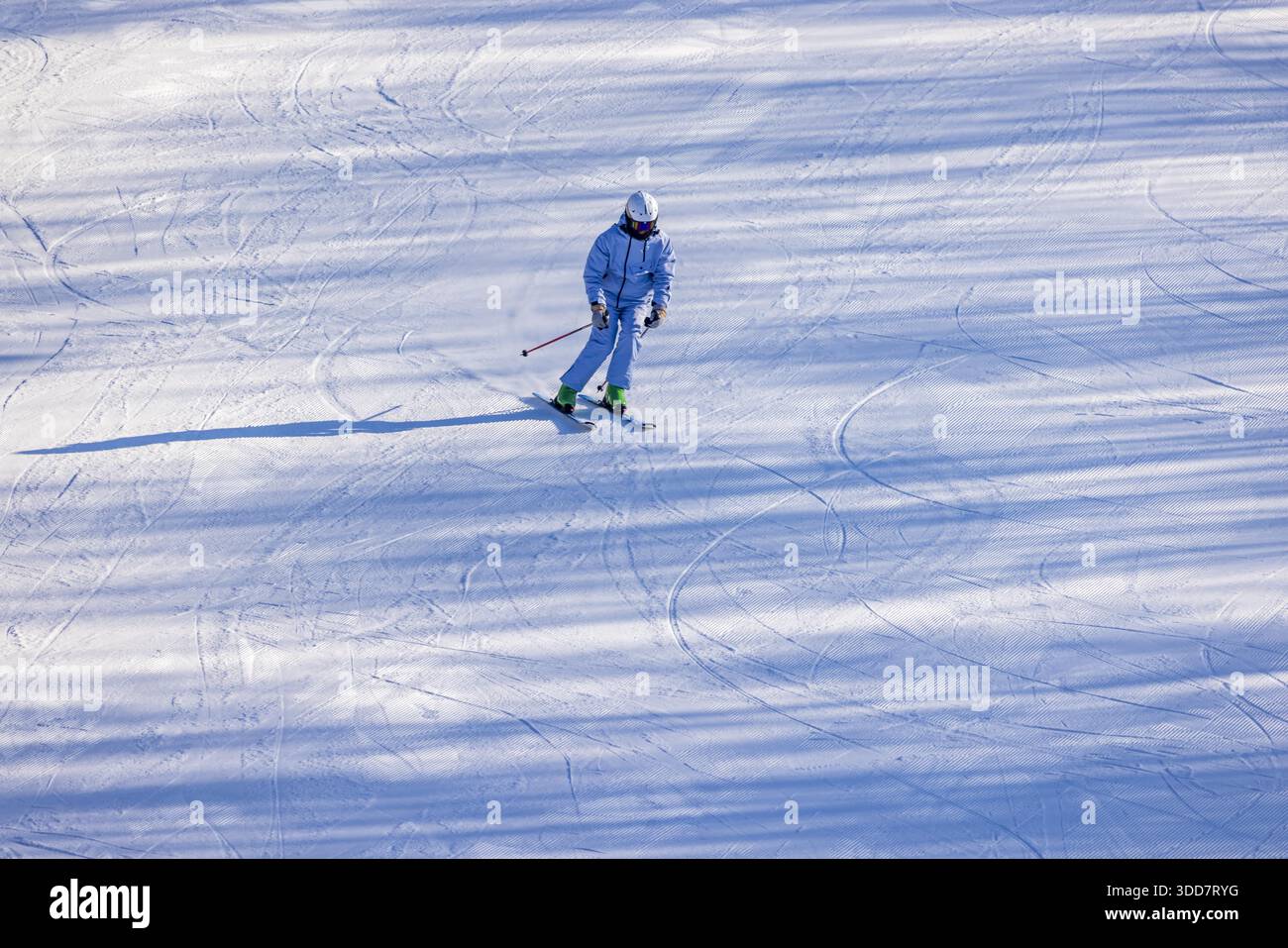 People enjoy snow fun at a ski resort in Jilin City, northeast China's ...