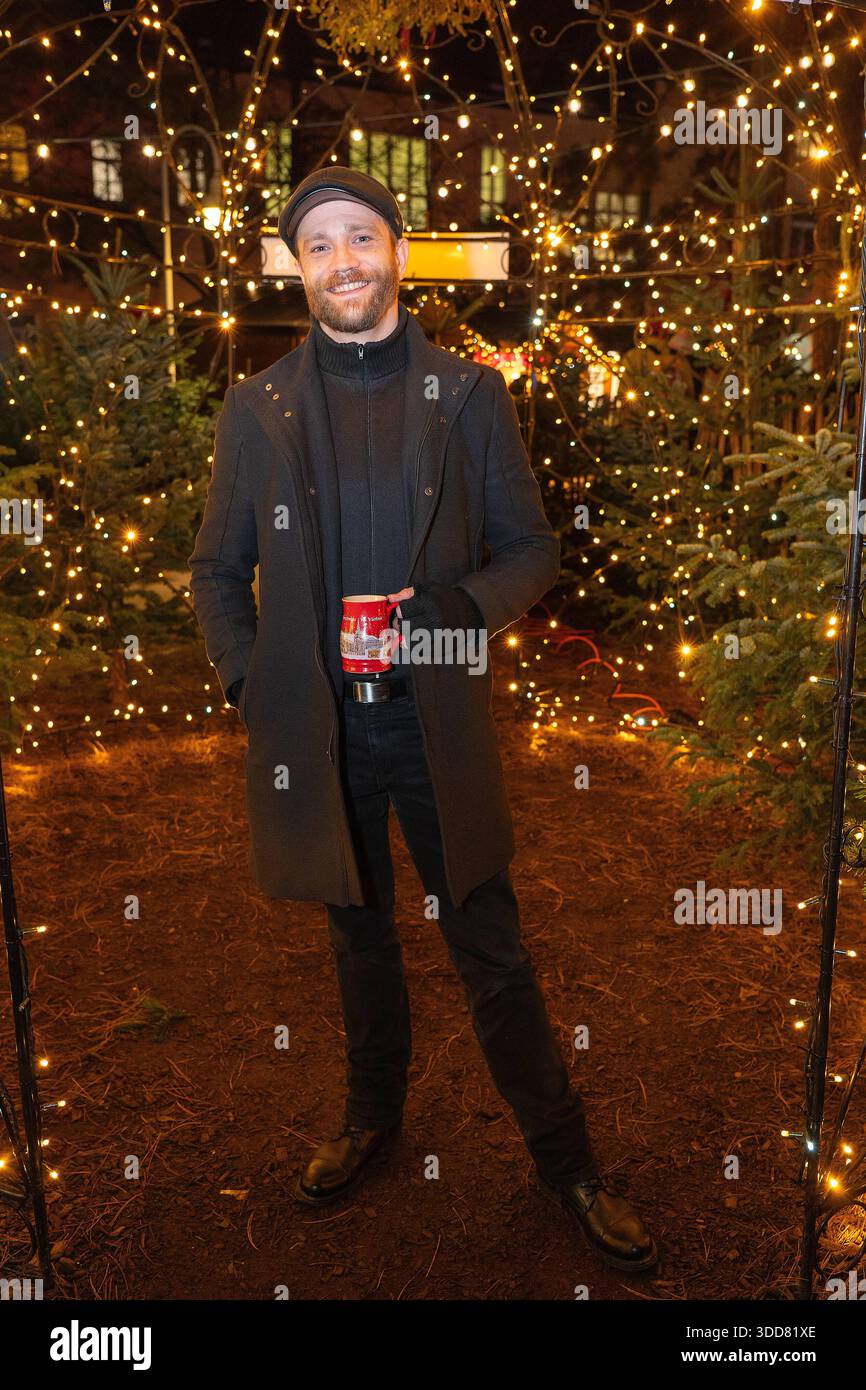 Interview and photo opportunity with Michael Steinocher, Christmas ...