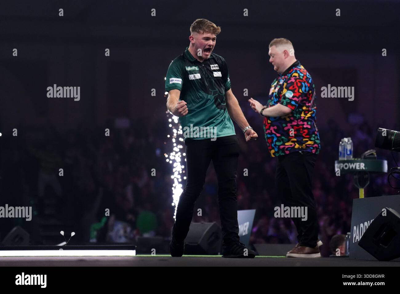 England's Charlie Manby (left) celebrates defeating England's Ricky ...