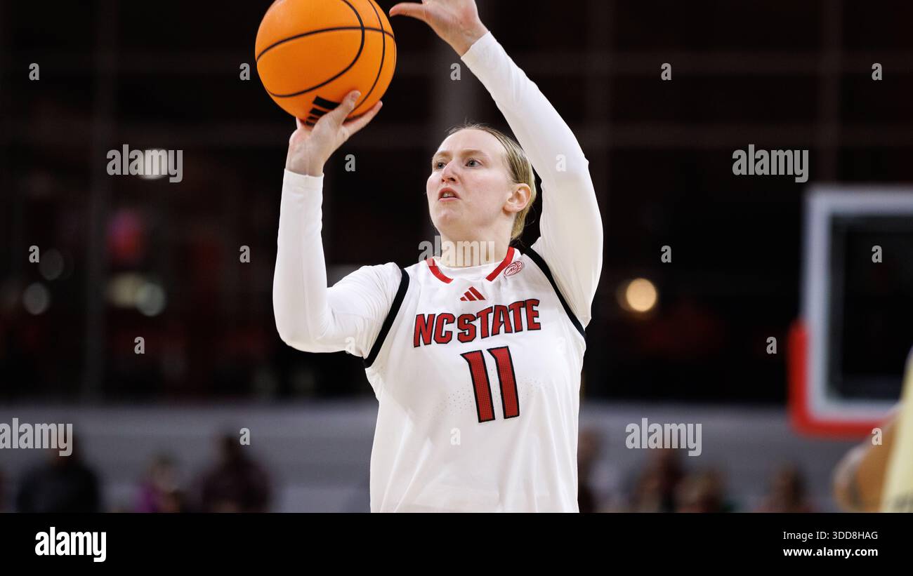 North Carolina State's forward Maddie Cox (11) attempts a shot during ...