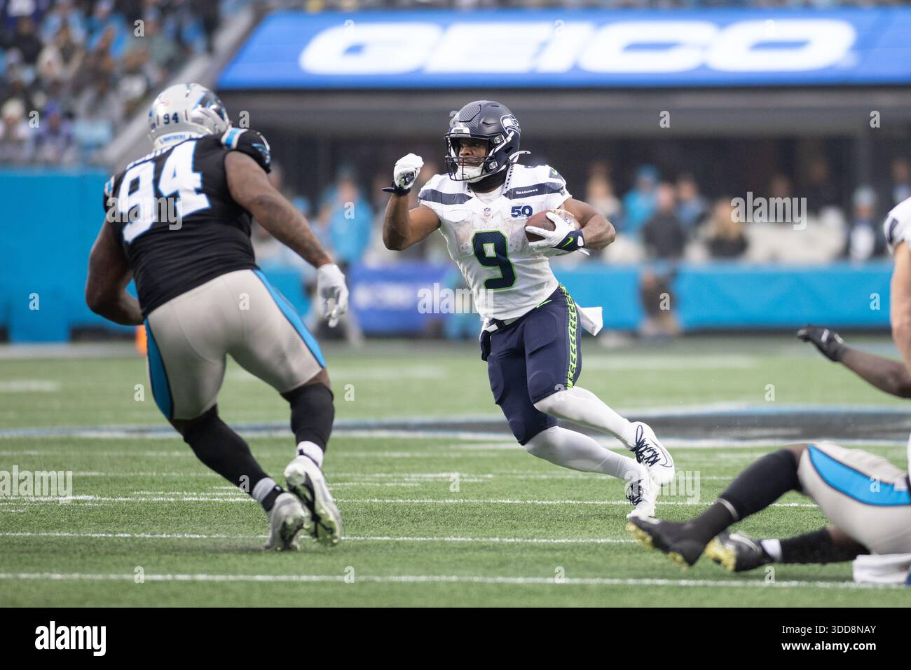 Seattle Seahawks running back Kenneth Walker III (9) runs the ball at ...