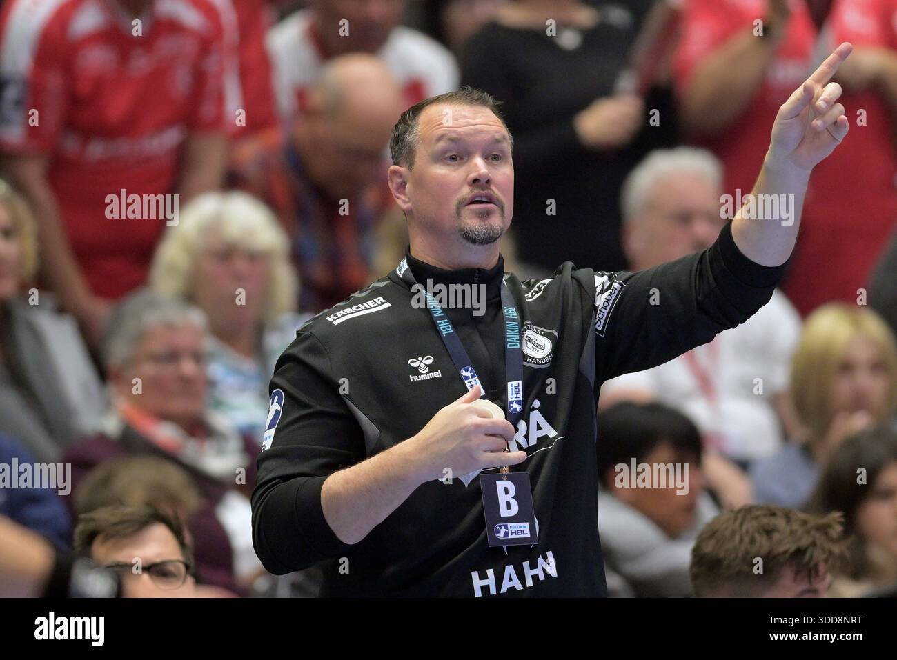 Misha Kaufmann (Trainer TVB Stuttgart) , GER, MT Melsungen - TVB 1898 ...