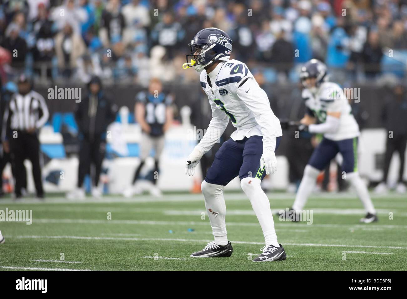 Seattle Seahawks safety Nick Emmanwori (3) drops back in coverage at ...
