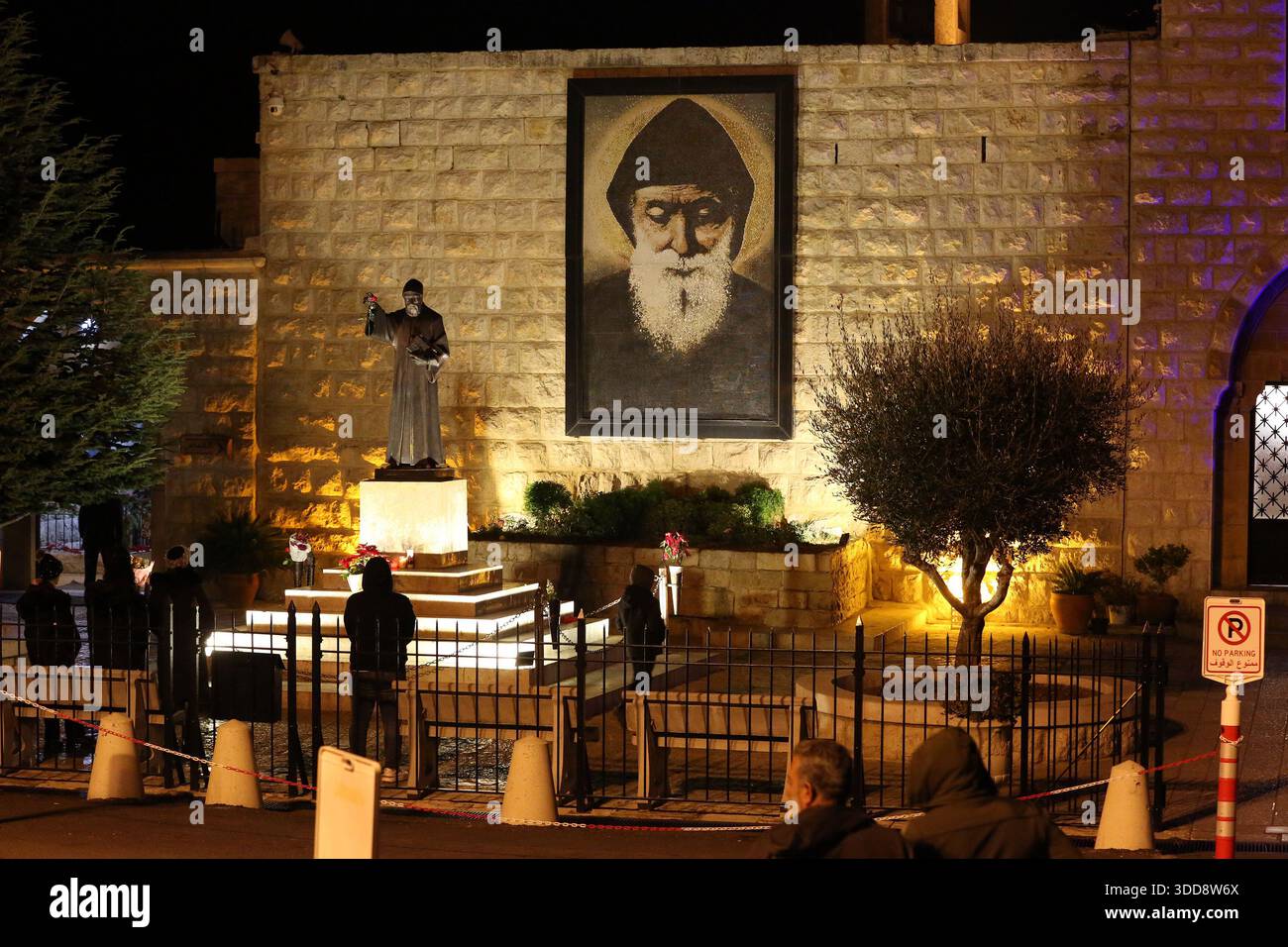 **NO LIBRI** Lebanon , Beirut, 2025/12/24 Mass celebrated on Christmas ...