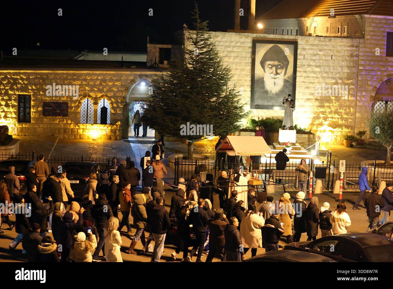 **NO LIBRI** Lebanon , Beirut, 2025/12/24 Mass celebrated on Christmas ...