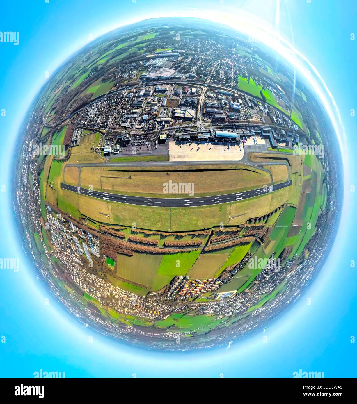 Luftbild, Flughafen Dortmund Airport DTM, Startbahn und Landebahn ...
