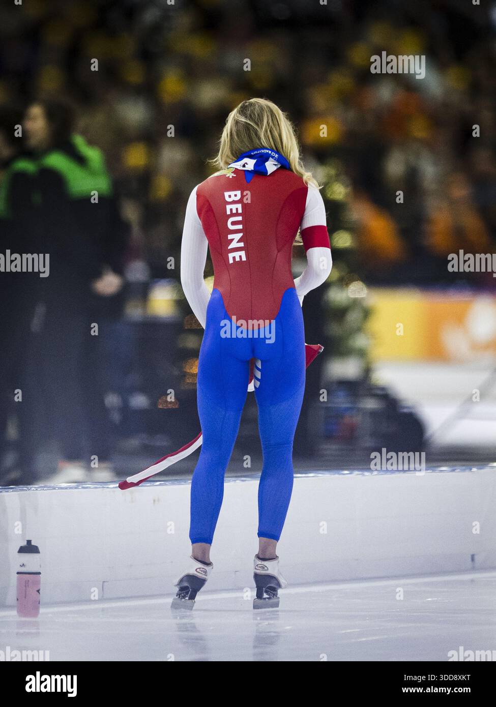 HEERENVEEN - Reigning world champion Joy Beune failed to qualify in the ...