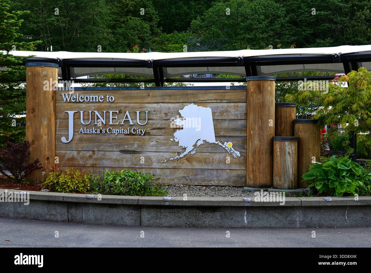 Juneau street sign hi-res stock photography and images - Alamy
