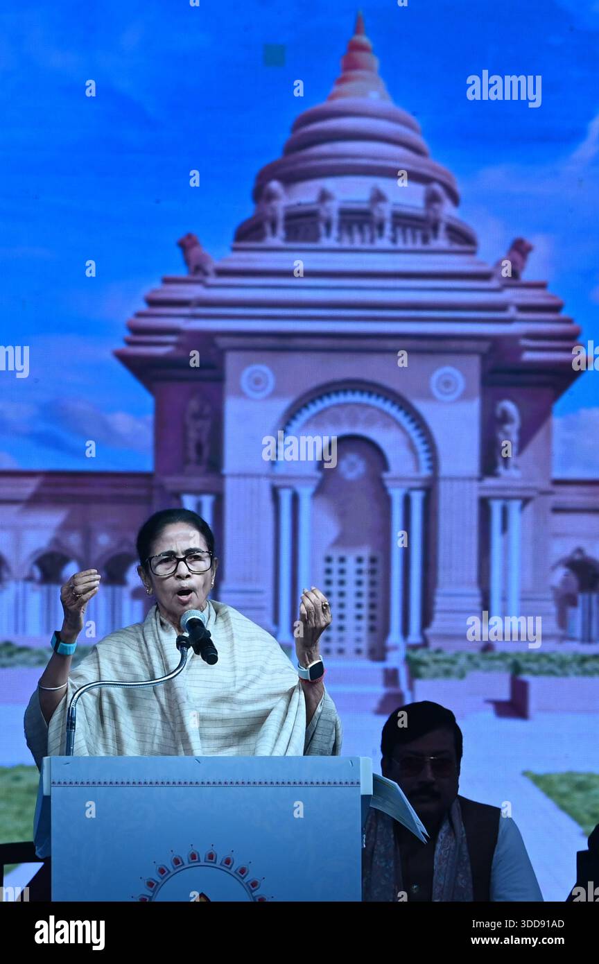 KOLKATA, INDIA - DECEMBER 29: Chief minister Mamata Banerjee speaks ...