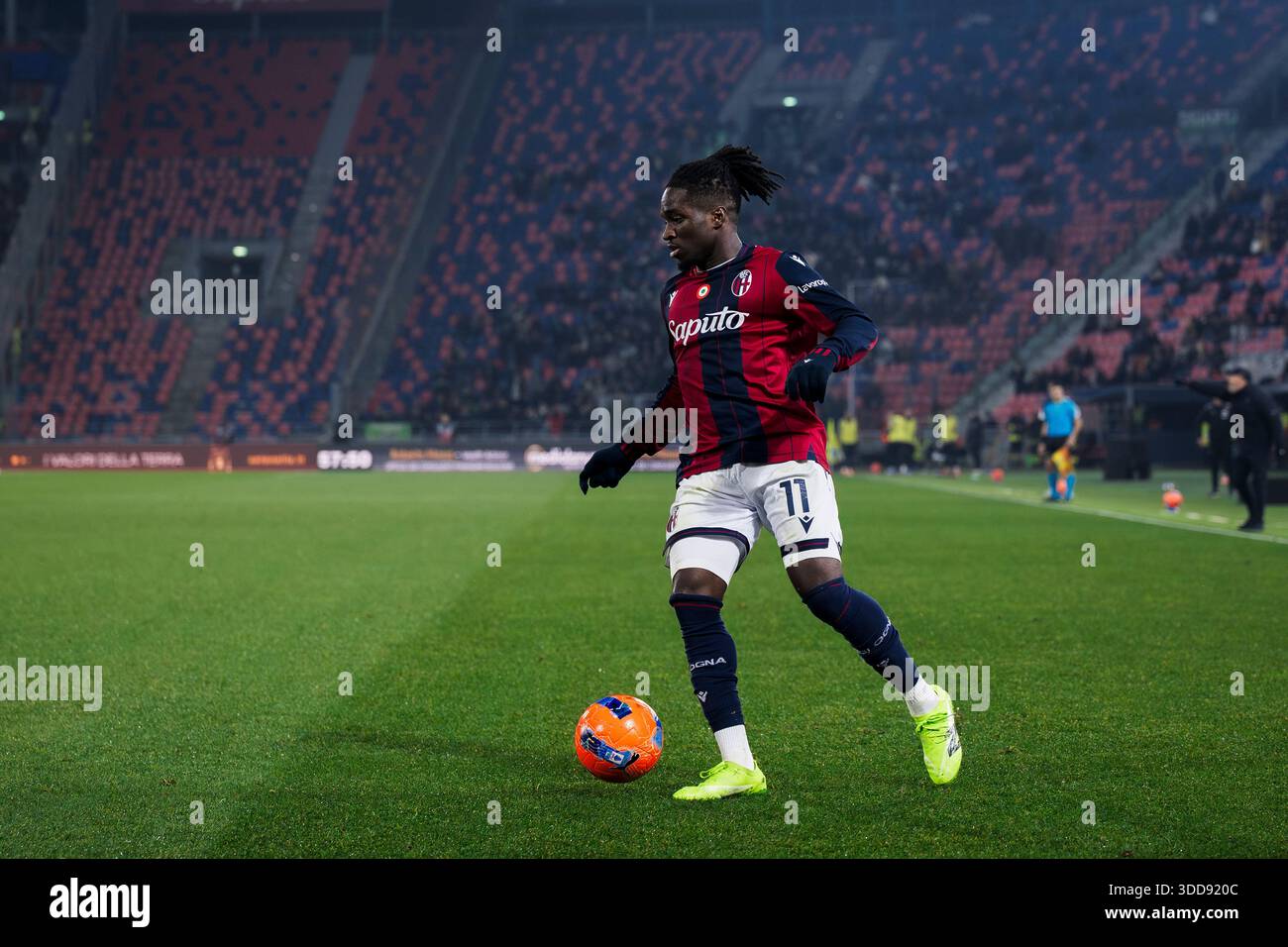 Jonathan Rowe of Bologna FC in action during the Serie A football match ...