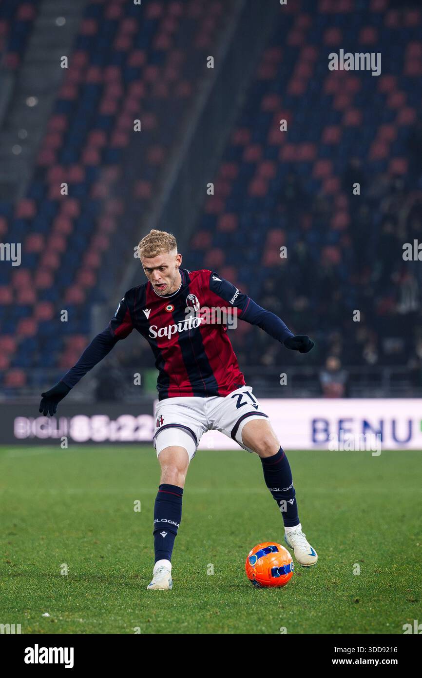 Jens Odgaard of Bologna FC in action during the Serie A football match ...
