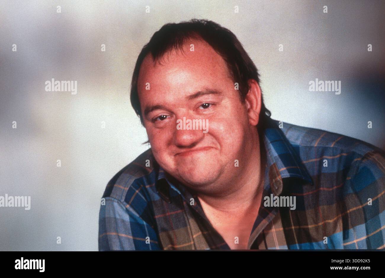 British comedy actor Mel Smith 1987 Stock Photo - Alamy