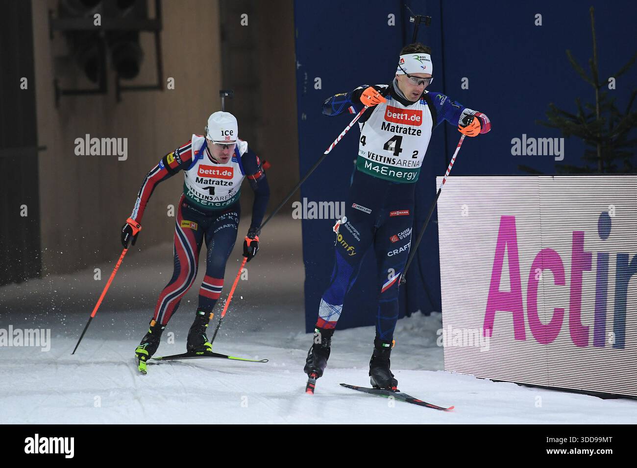 Biathlon auf Schalke am 28.12.2025 in der Veltins-Arena in ...