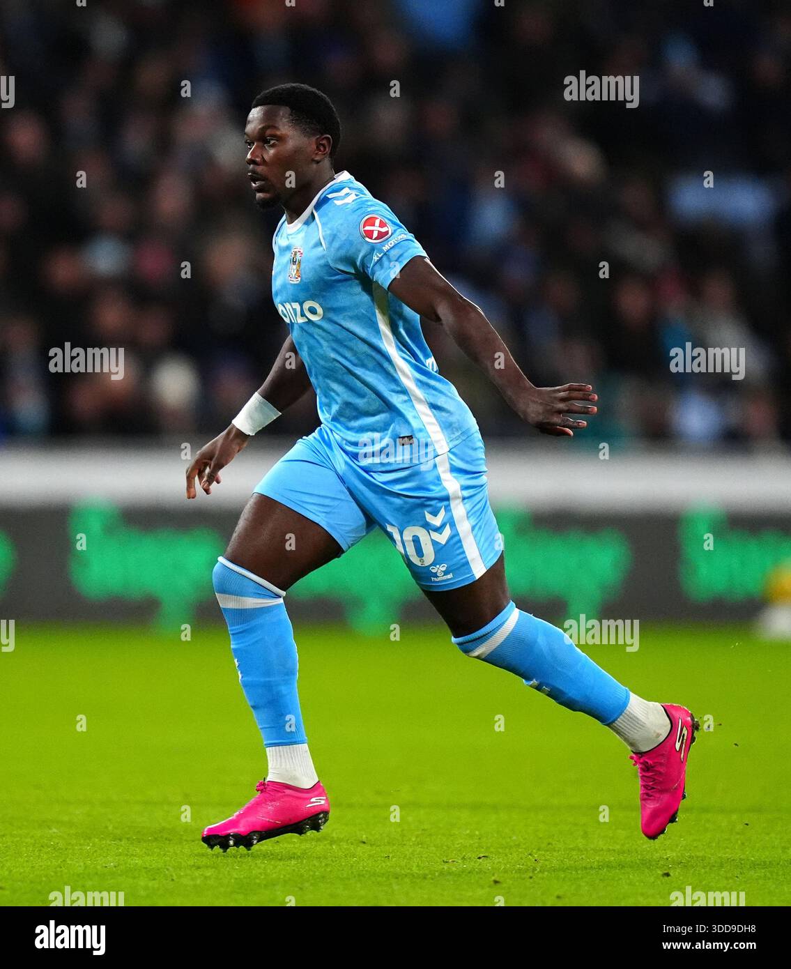 Coventry City's Ephron Mason-Clark during the Sky Bet Championship ...
