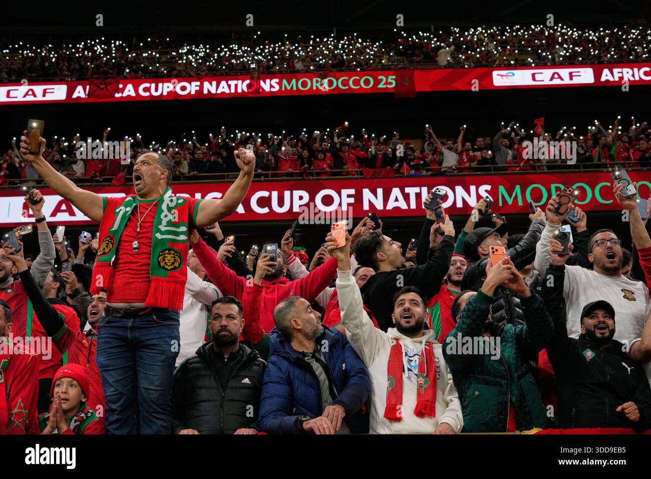 Morocco's fans celebrate during the Africa Cup of Nations group A ...