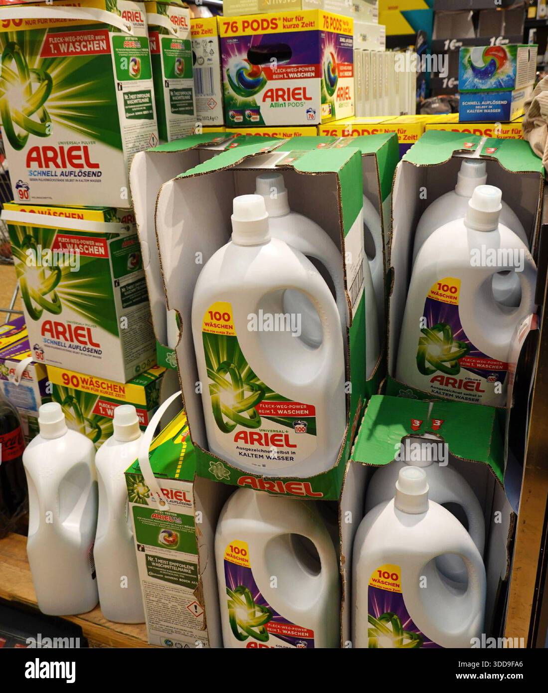 Ariel Waschmittel Angebot - gesehen in einem Supermarkt in Braunschweig ...