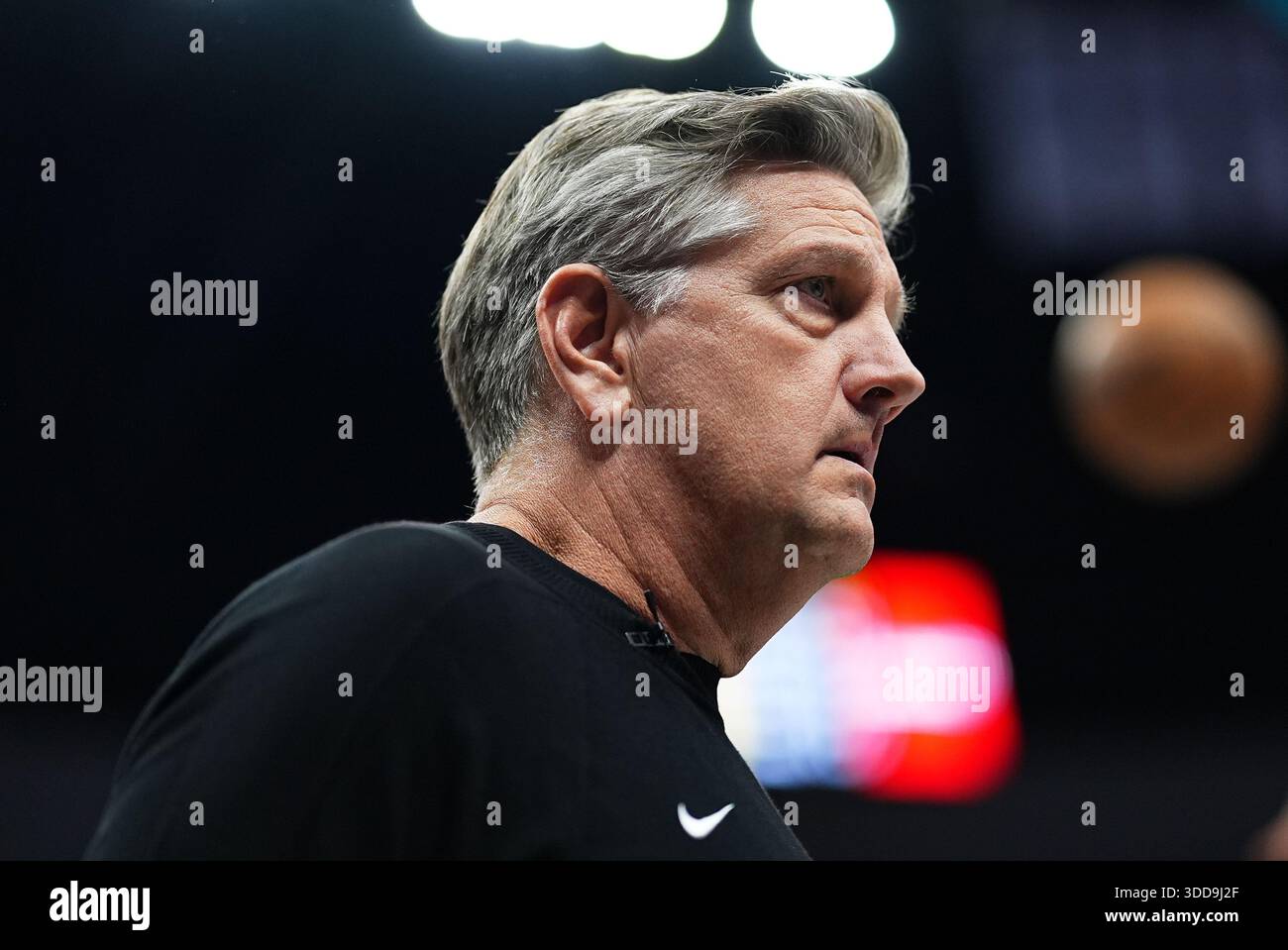 Minnesota Timberwolves head coach Chris Finch in the first half of an ...