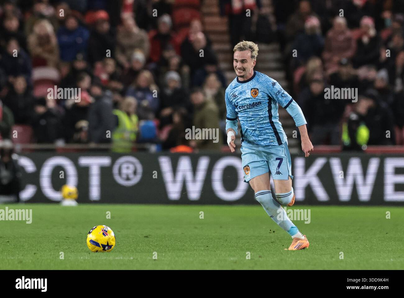 Liam Millar of Hull City breaks with the ball during the Sky Bet ...