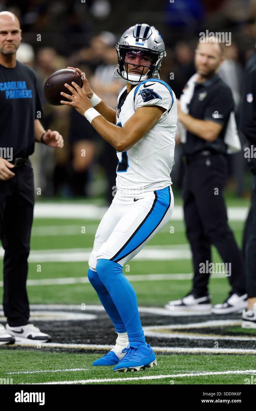 Carolina Panthers quarterback Bryce Young (9) warms up before an NFL ...