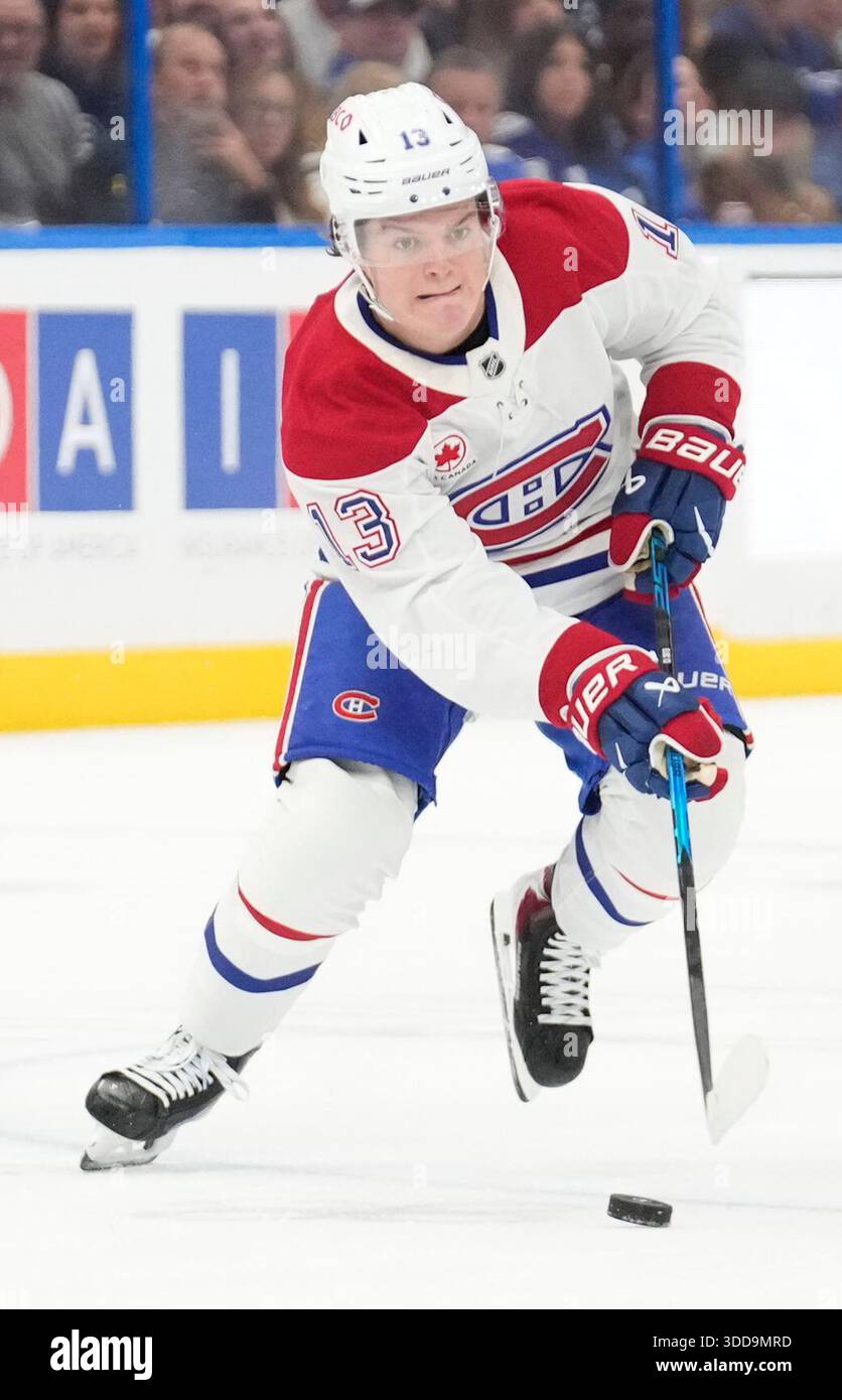Montréal Canadiens right wing Cole Caufield (13) against the Tampa Bay ...