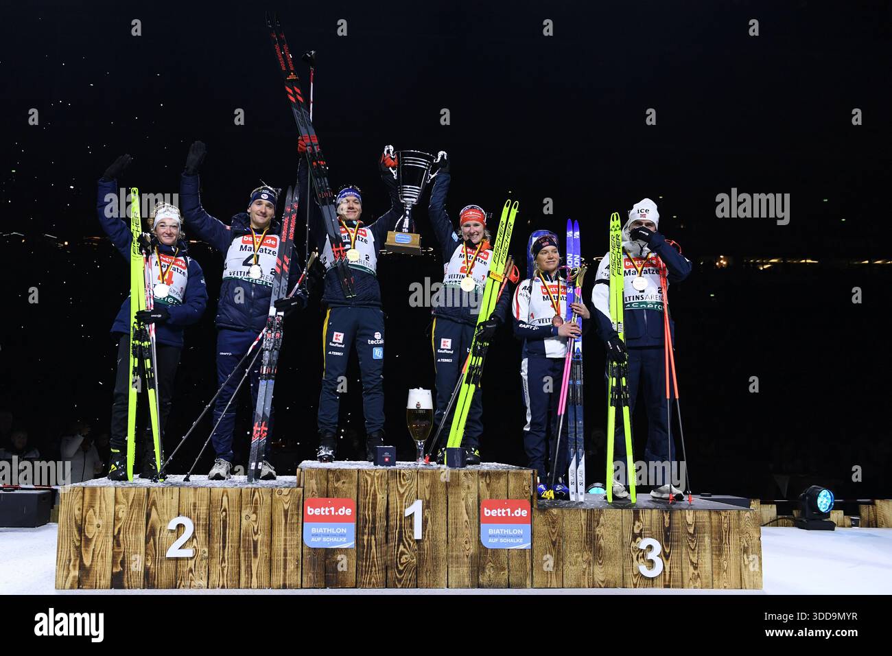 Biathlon auf Schalke am 28.12.2025 in der Veltins-Arena in ...
