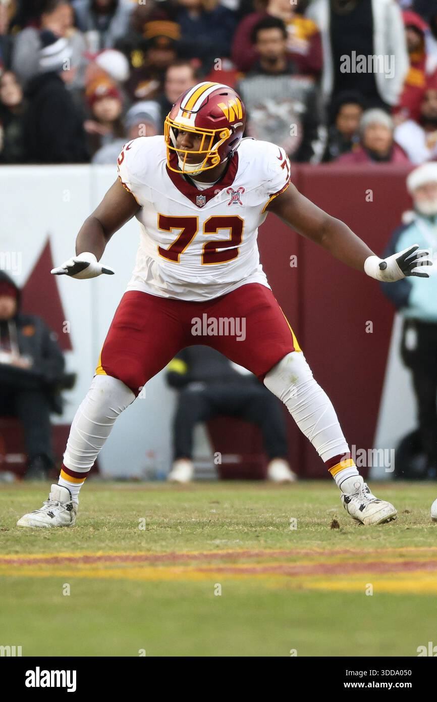 Washington Commanders offensive tackle Josh Conerly Jr. (72) blocks ...